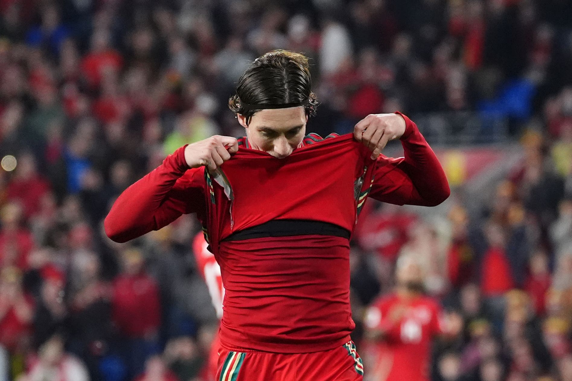 Harry Wilson wants ‘massive’ home advantage for Wales in World Cup play-offs | The Independent