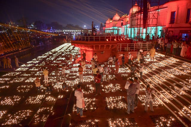 Diwali: India celebrates festival of lights with oil lamp world record ...