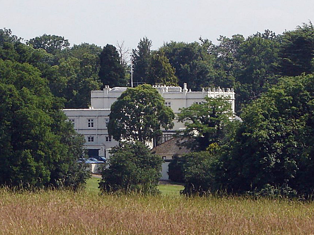 royal lodge