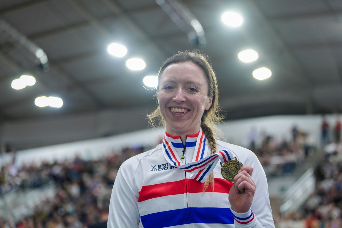 Anna Morris pips team-mate Josie Knight to retain individual pursuit ...