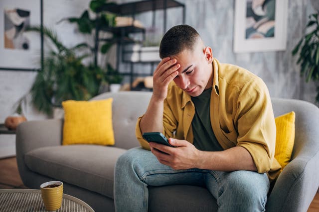 Goodbye Zoom therapy? A simple text exchange might be enough to help ...
