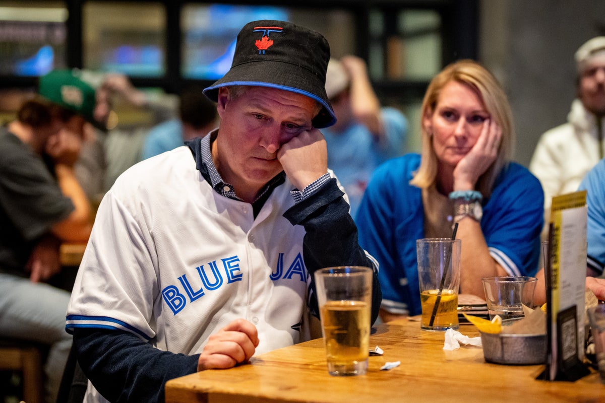 A Blue Jay fan’s guide to coping with losing the World Series | The ...
