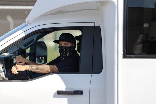 Judge orders ICE to improve Chicago ‘prison’ after immigrants break ...