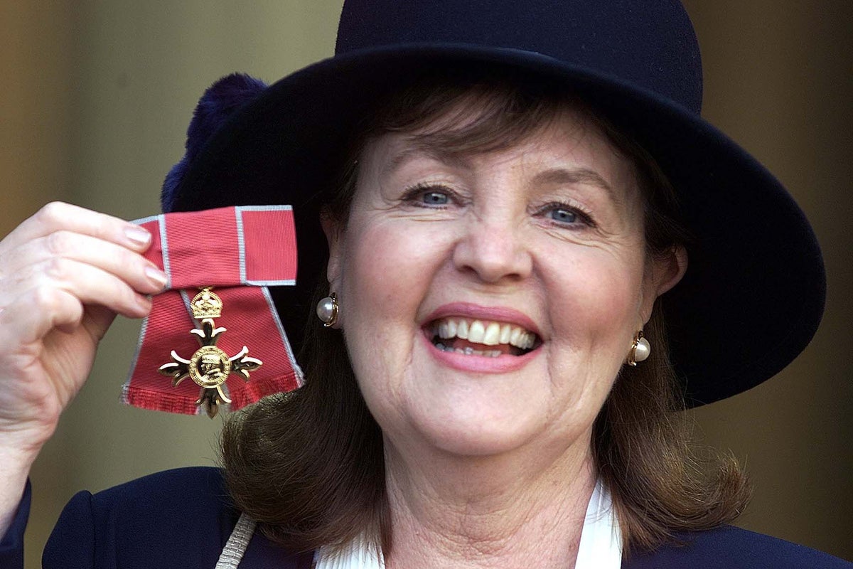Pauline Collins, actor who starred in Shirley Valentine, dies aged 85 ...