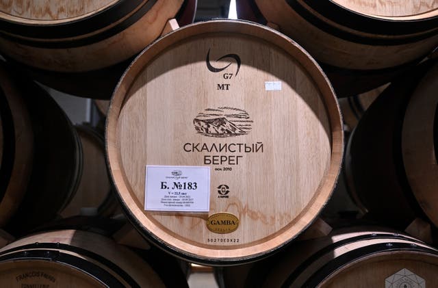 Putin’s war forces drinkers to pick up a bottle of Russian wine as ...
