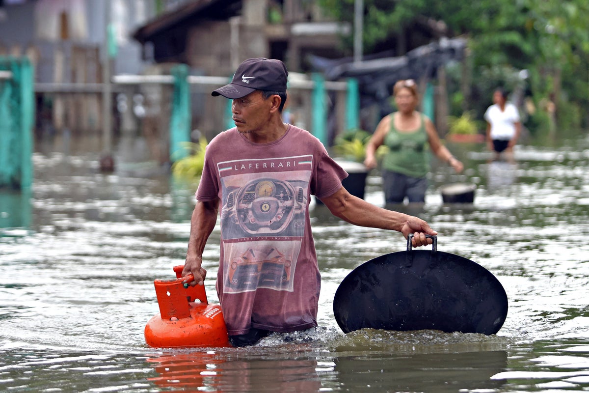 Nearly a million evacuated as Super Typhoon Fung-wong approaches | The Independent