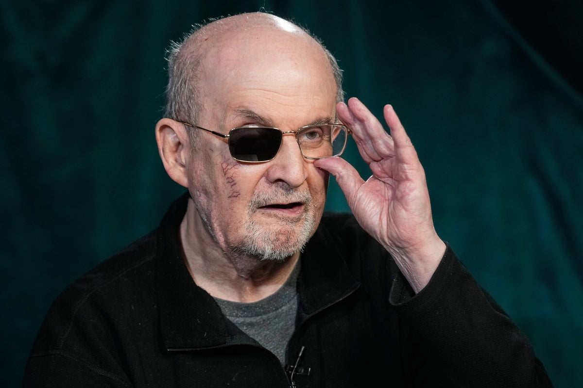 Salman Rushdie recognised with lifetime achievement award | The Independent