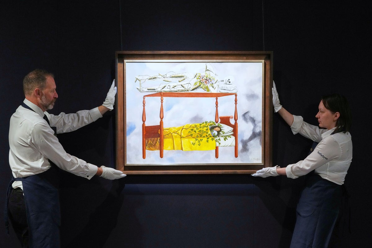 Rare Frida Kahlo self-portrait breaks record for female artists after ...