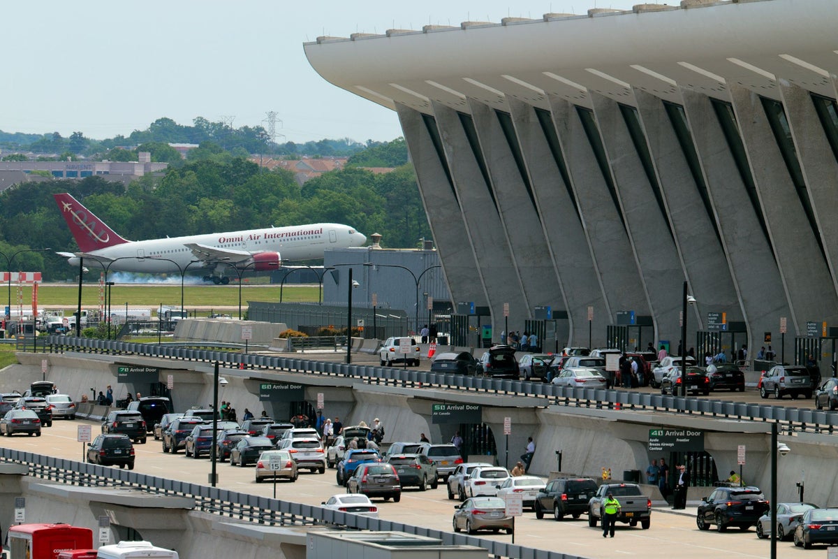 18 hospitalized after people mover crash at Dulles Airport | The ...