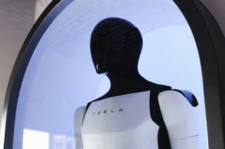 Elon Musk says AI surgeons will be better than humans in just three ...