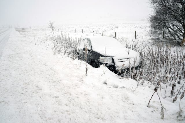 Snow mapped: Where wintry showers will hit UK today with amber weather ...