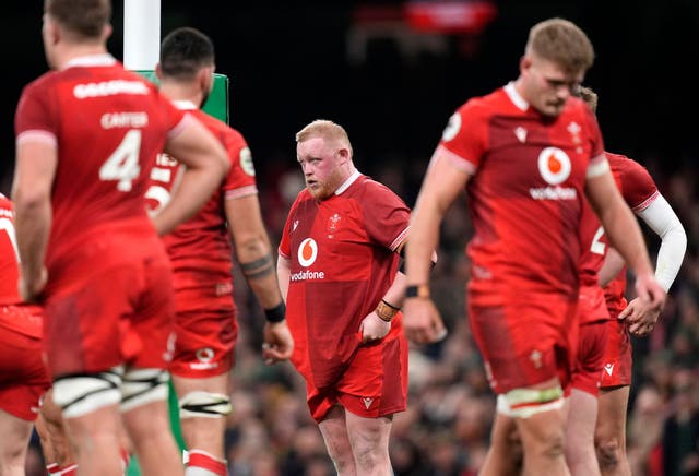 South Africa inflict record home defeat on Wales but ugly Eben Etzebeth ...