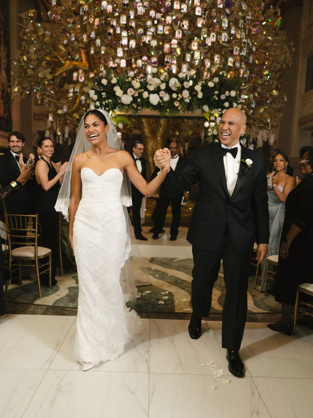 Longtime bachelor Cory Booker marries real estate investor after ...