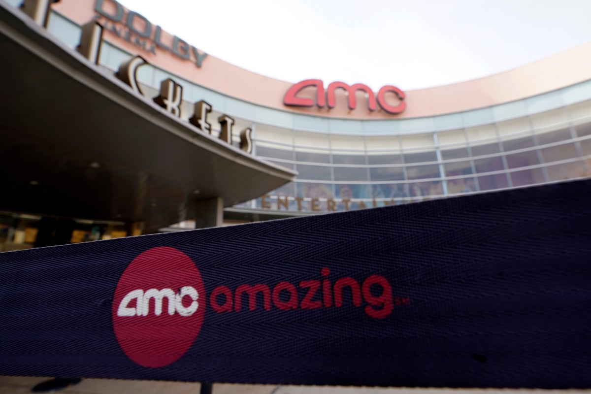 AMC Entertainment CEO remains in charge of world's largest theater ...