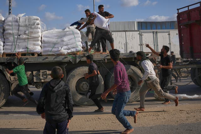 Keir Starmer accused of ‘hypocrisy’ over aid cut to World Food ...