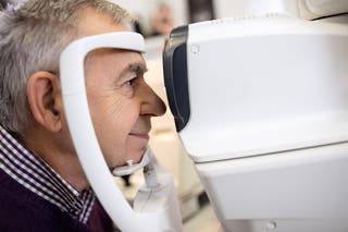 What is age-related macular degeneration, the eyesight condition Dame ...