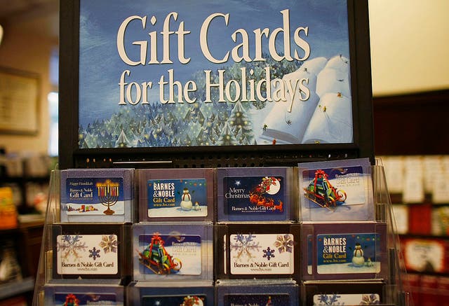 Three banks where you can redeem credit card rewards for gift cards ...