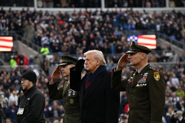 Trump stuns sports fans with bizarre coin toss at Army-Navy football ...