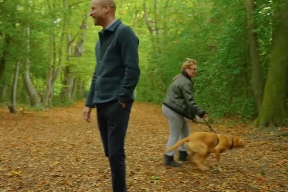 Moment Prince William meets dog walker during surprise encounter | The ...
