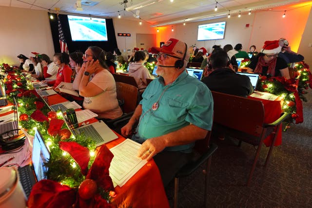 Christmas Norad Santa tracker live: Follow Santa Claus and his reindeer ...