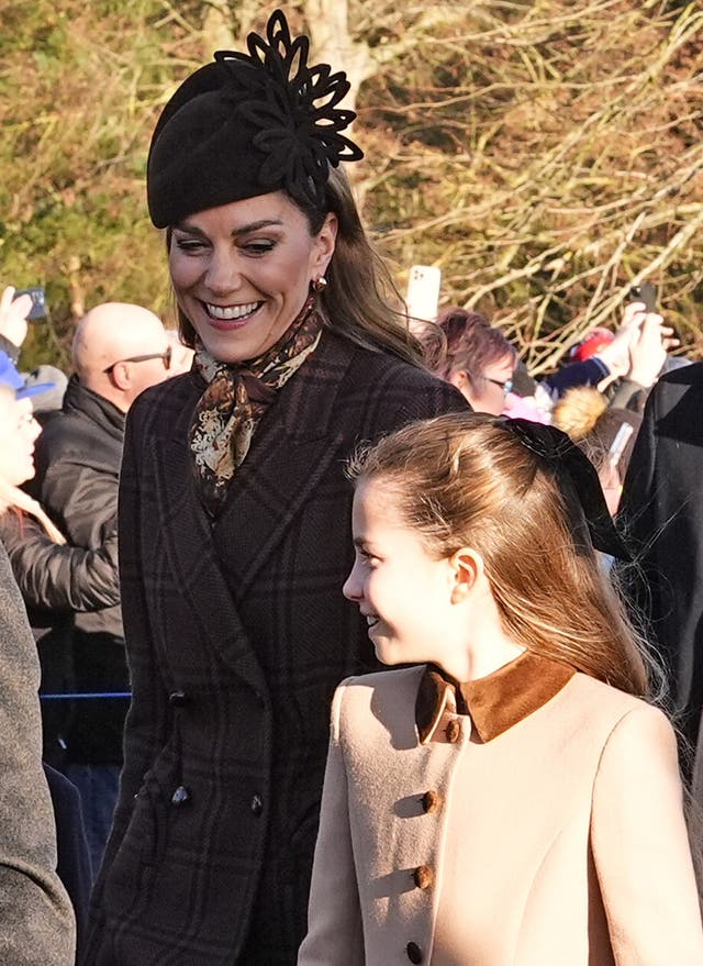Princess Kate reveals Charlotte’s love of sport during rugby club visit ...