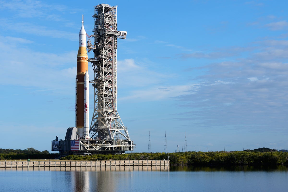 Nasa rolls out rocket for first mission in decades to take crew around ...