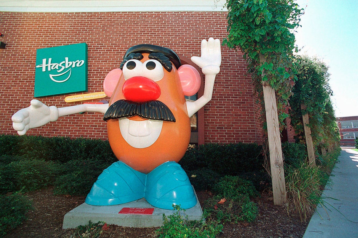 Rhode Island may ditch Mr. Potato Head license plates…