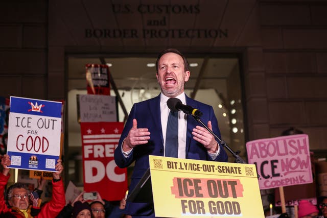Democrats offer an ultimatum to GOP: Fix ICE or face another government ...