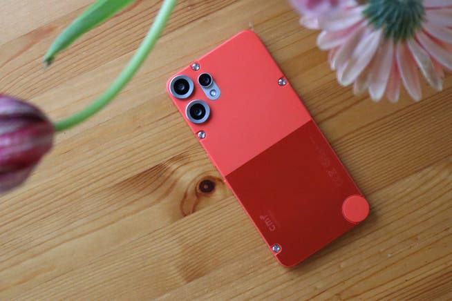 Best smartphone cameras for high-quality photos, tested by a tech ...