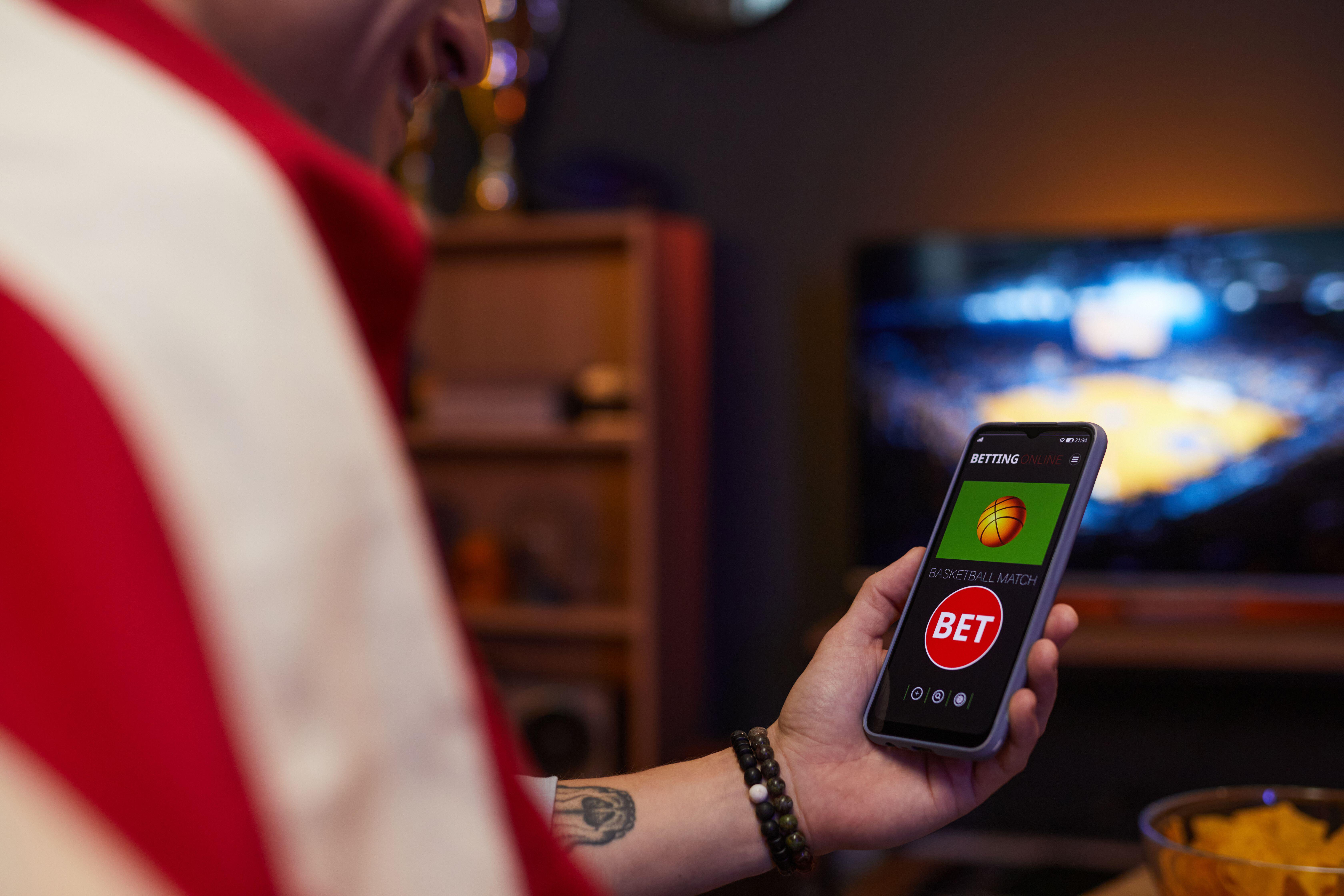 7 signs you might be addicted to sports betting