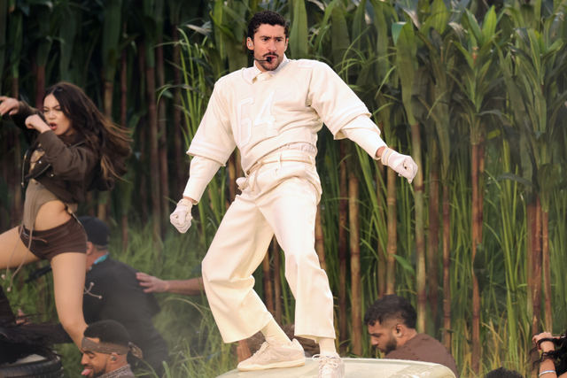 Bad Bunny’s halftime show hit a cord requests for Spanish lessons ...