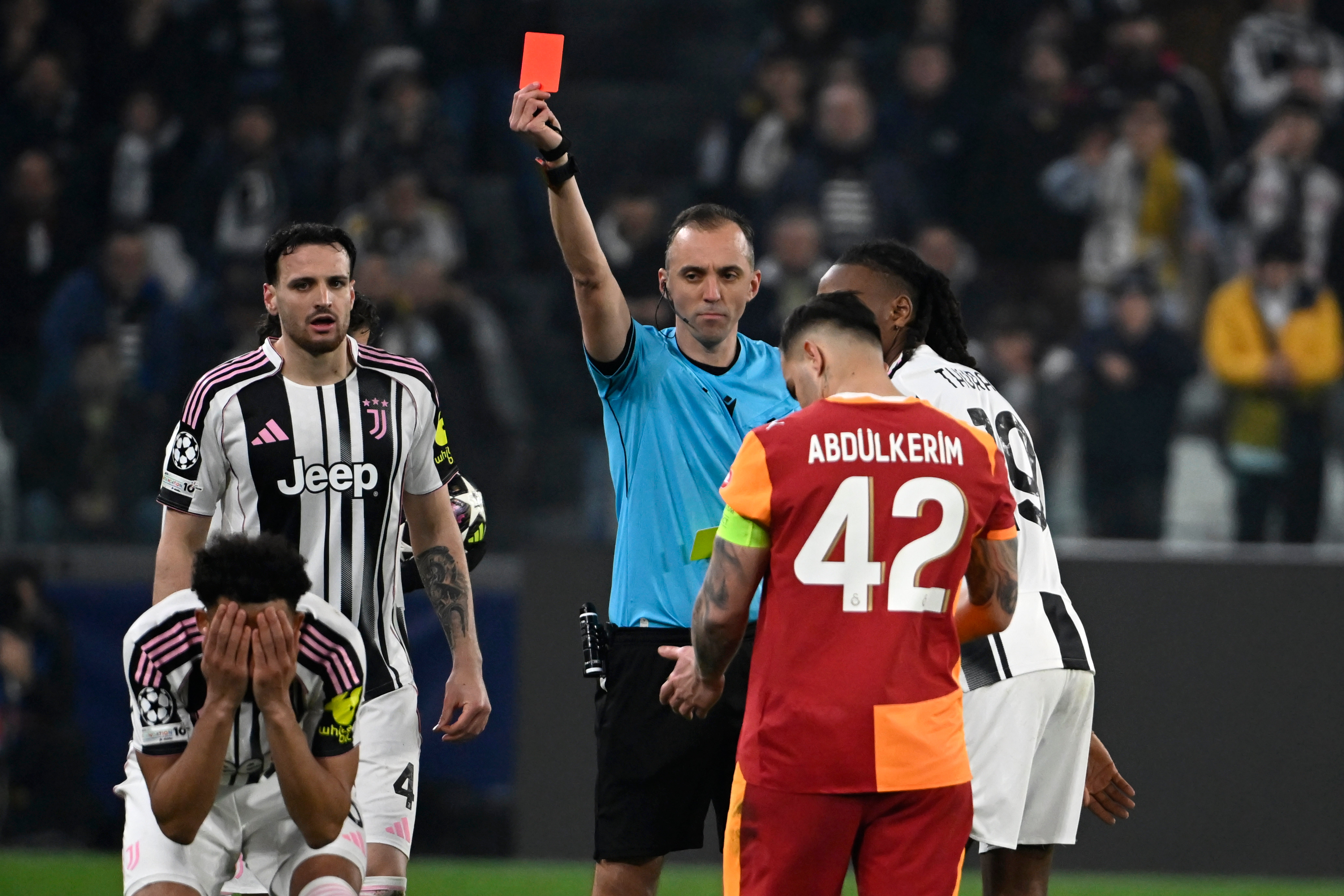 Who is Lloyd Kelly? The English defender sent off for Juventus during ...