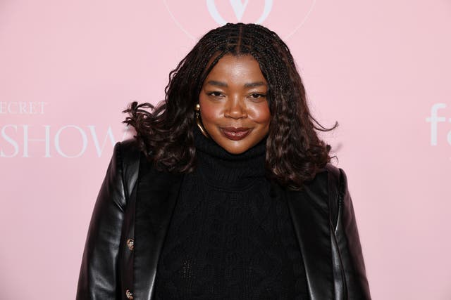 Former Vogue editor stormed out of first-class plane cabin as all the ...
