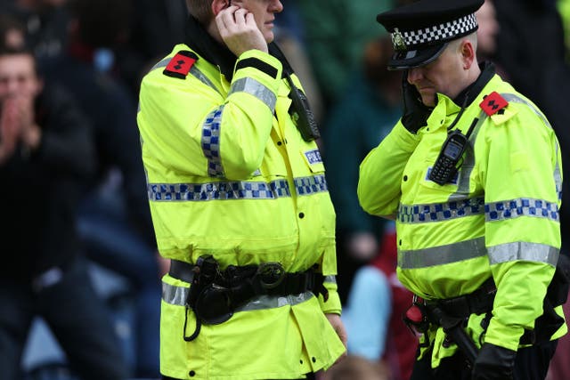 Police federation consider legal action against Met over use of ...