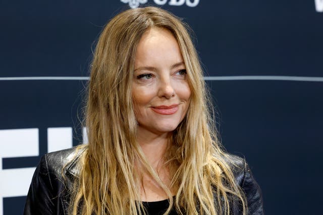 Bijou Phillips shares update on kidney transplant search | The Independent