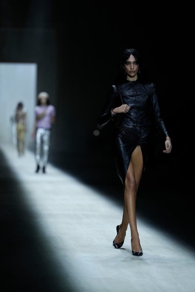 Kate Moss closes Gucci’s Nineties comeback at Milan Fashion Week | The ...