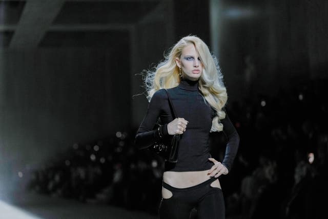 Kate Moss closes Gucci’s Nineties comeback at Milan Fashion Week | The ...