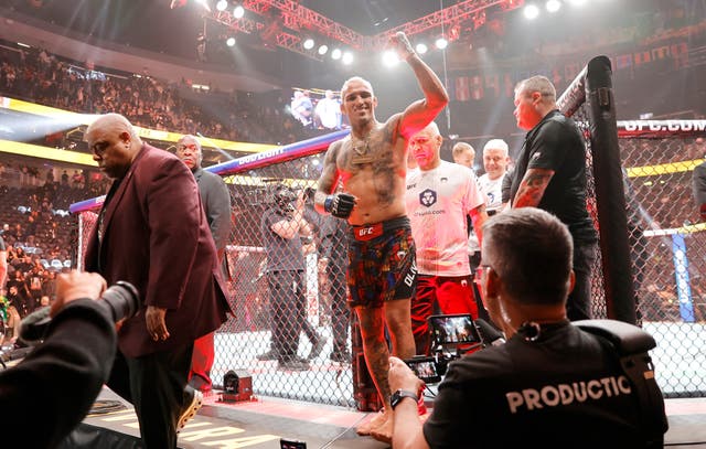 UFC 326 live: Max Holloway vs Charles Oliveira result, undercard and ...