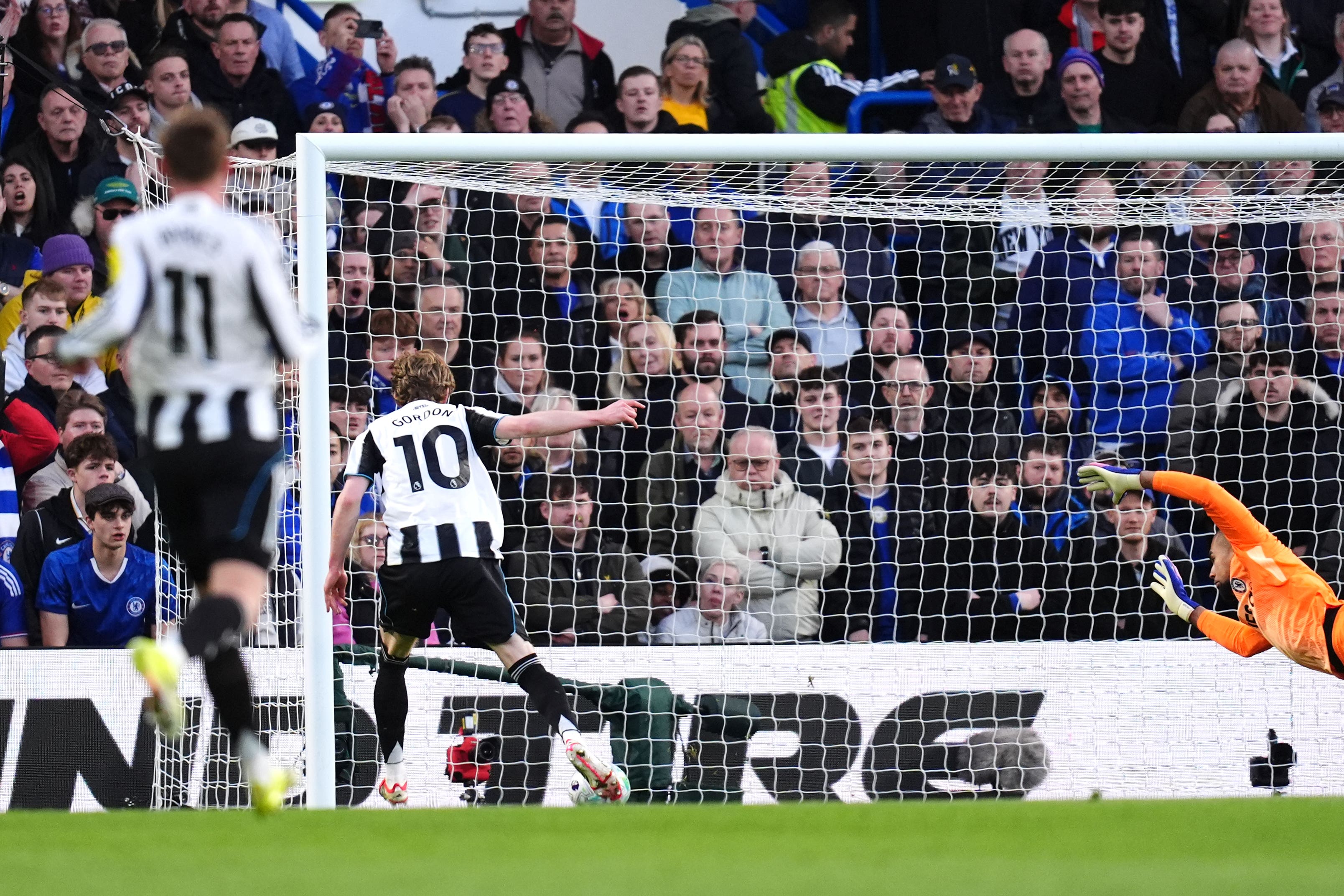 Anthony Gordon scores the only goal as Newcastle win at Chelsea | The ...