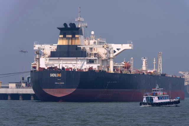 US diesel tops $5 a gallon in worrying sign for shipping, food costs ...