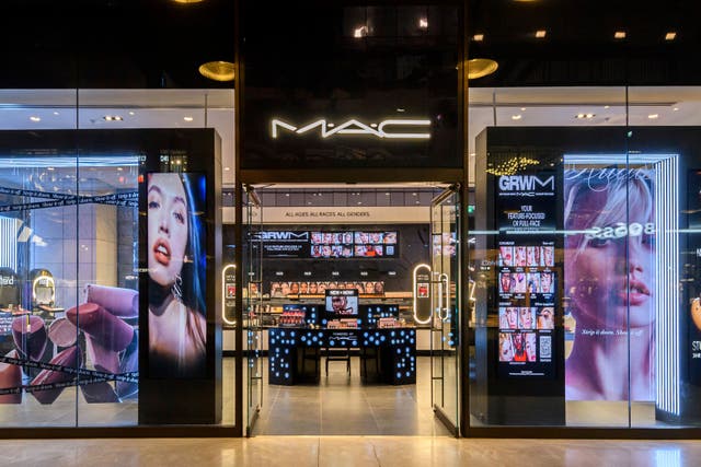 MAC offers commission to UK staff to sell products on TikTok live | The ...