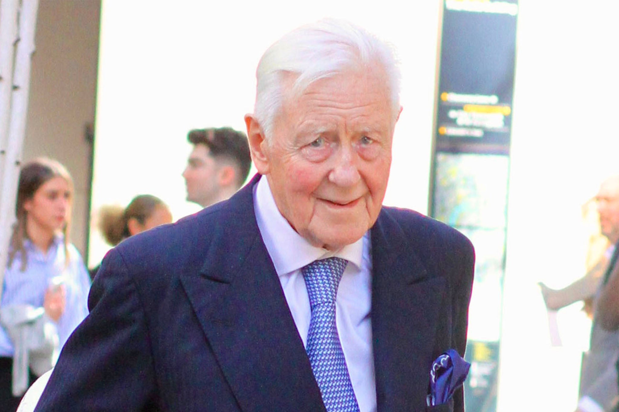 Sir Benjamin Slade: Aristocrat in High Court battle with ex-wife over £ ...