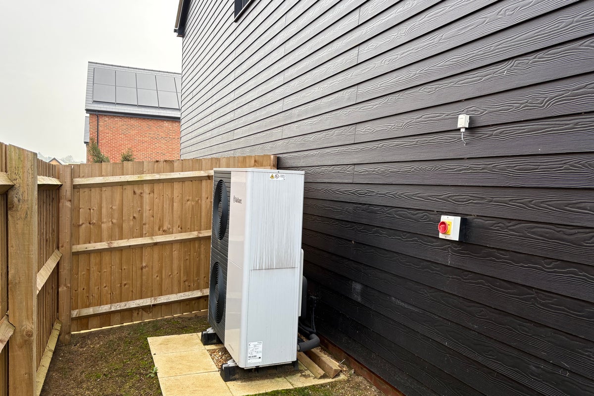 Government grant to replace oil boilers with heat pumps boosted as ...