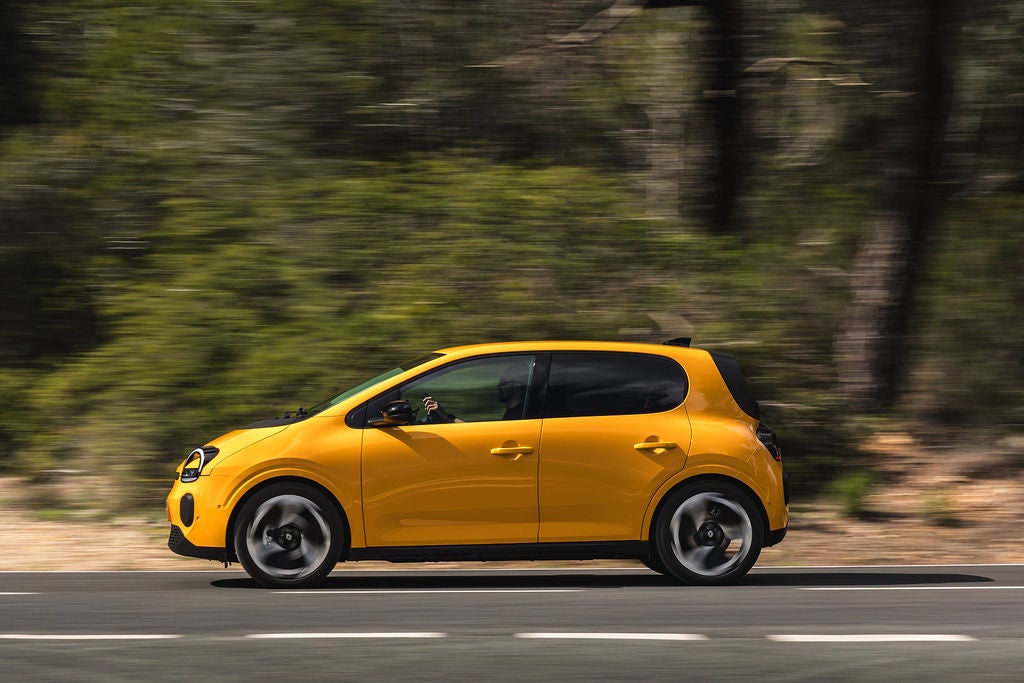 Renault Twingo review: Budget EV is the best car I’ve driven this year ...