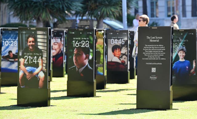 Hooked on social media? This is how to detox your brain and reverse 10 ...