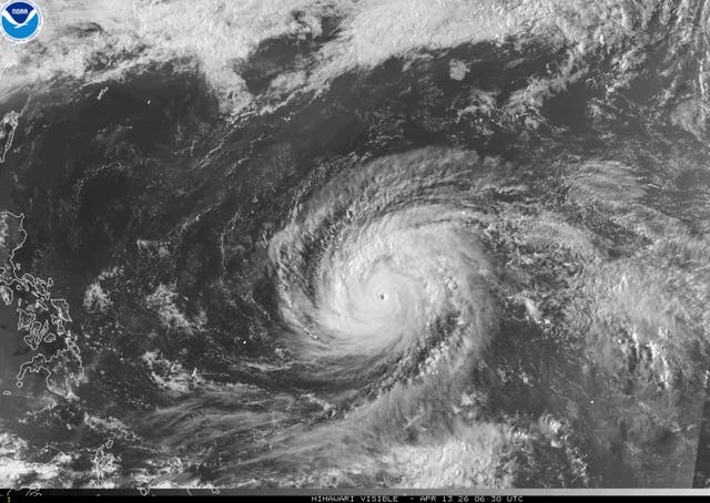Super typhoon slows to a crawl as it bears down on remote US islands ...
