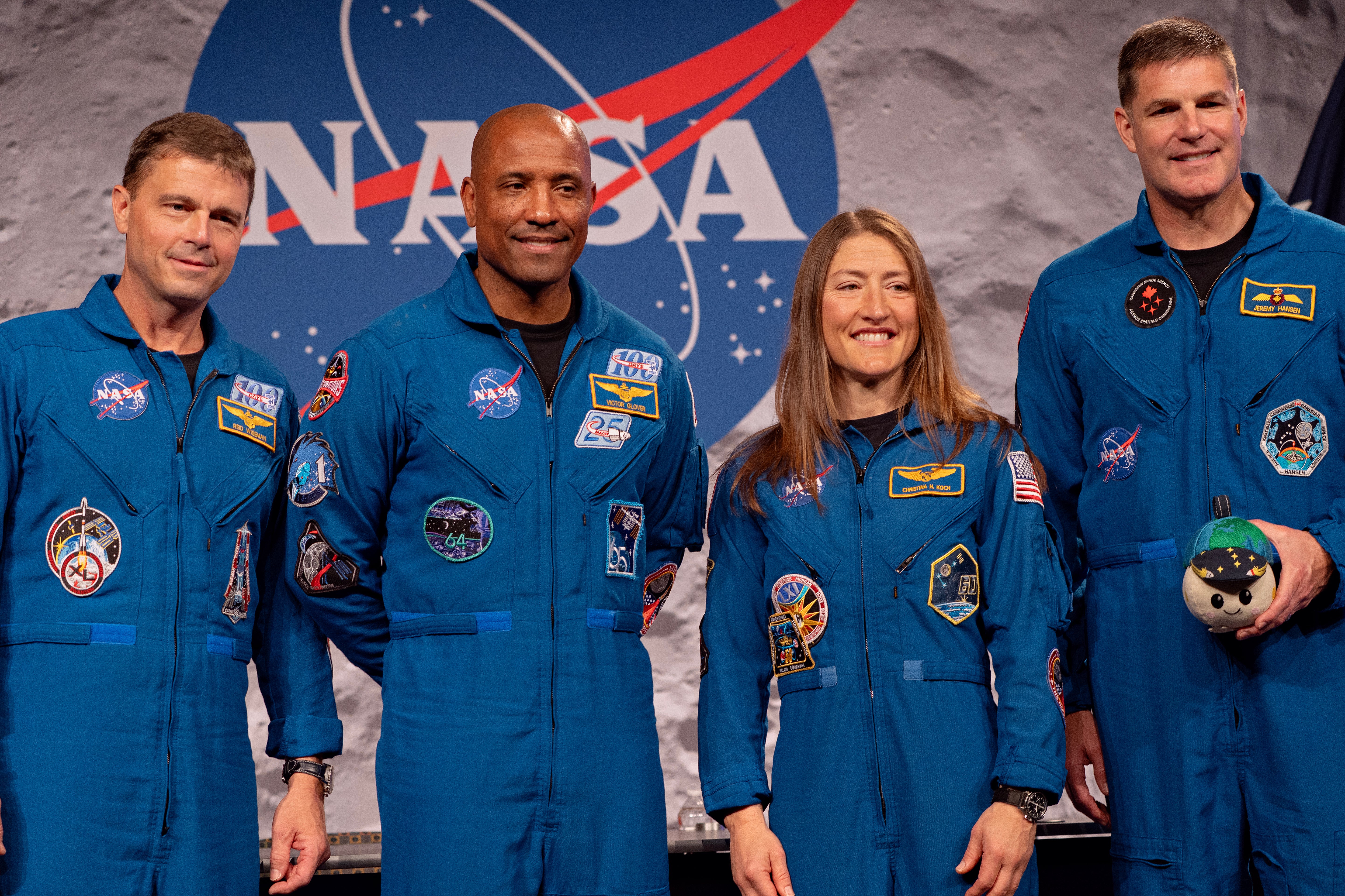 Artemis astronauts describe ‘otherworldly’ incident passing behind Moon ...