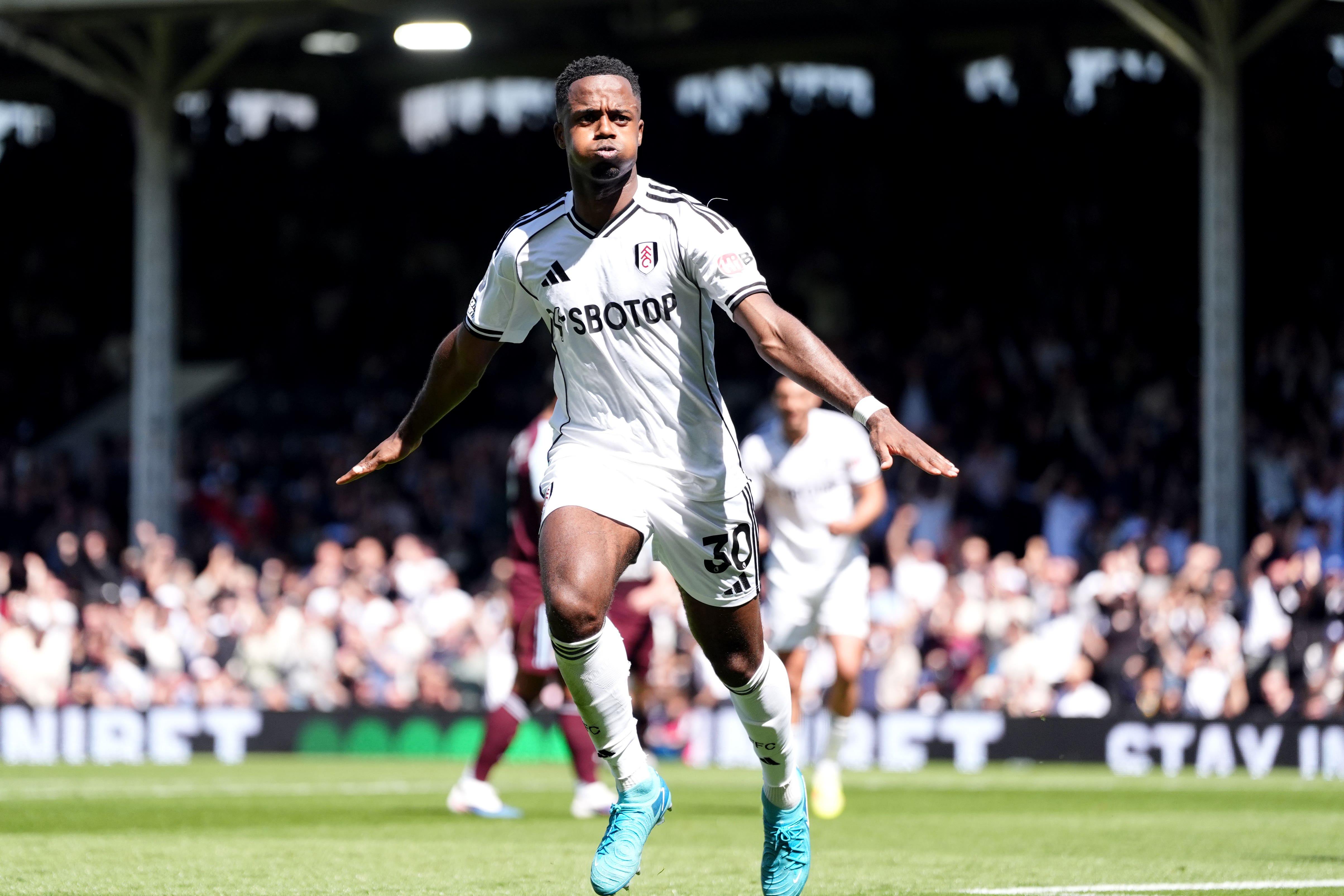 Fulham boost European hopes by beating Champions League-chasing Aston ...