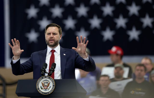 JD Vance mocked online after fumbling his Iowa speech: ‘I’m on the ...