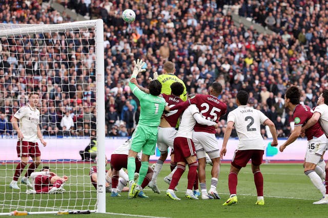 Alan Shearer hits out at VAR after controversial decision saves Arsenal ...